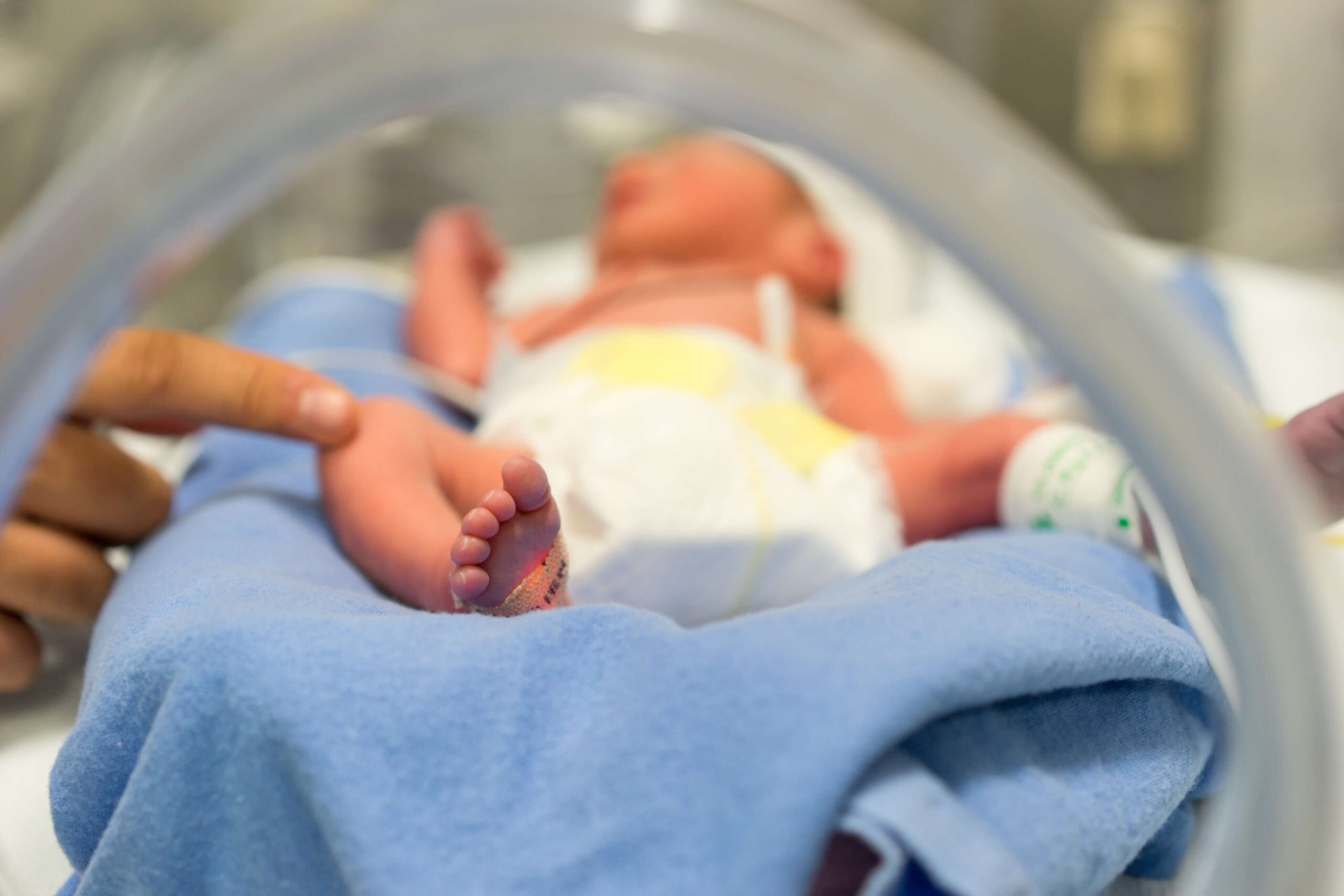 Challenges Faced in Paediatric & Neonatal Transfers | Bluedot